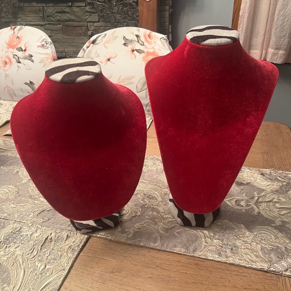 Accents | Zebra Print Pink Velvet Necklace Display Set | Poshmark